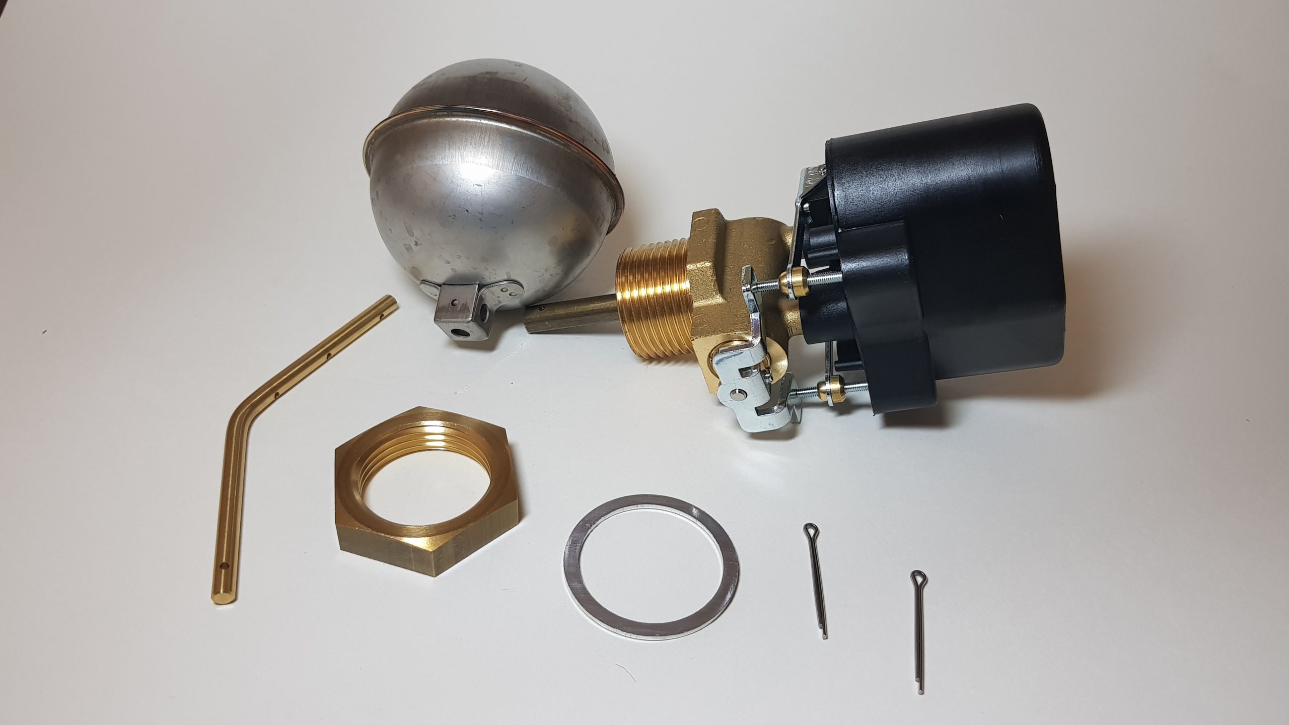 Chave nível para caldeira elétrica marca Ceme - LEO CORTES